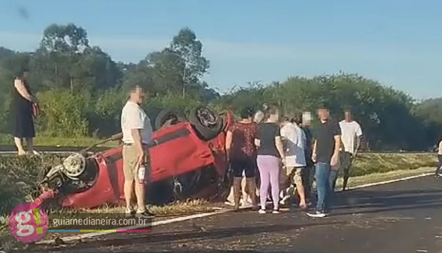 Medianeira: Mulher fica gravemente ferida após capotamento de veículo na BR-277 - Guia Medianeira